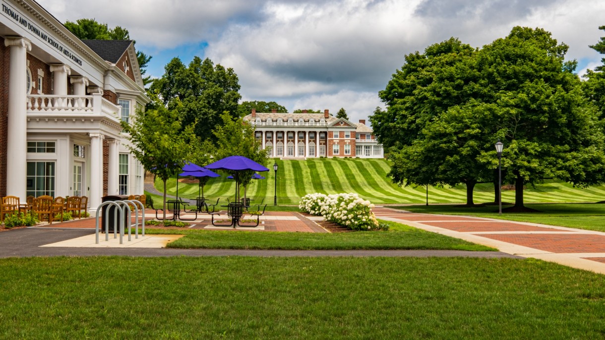 Welcome Message | Stonehill College