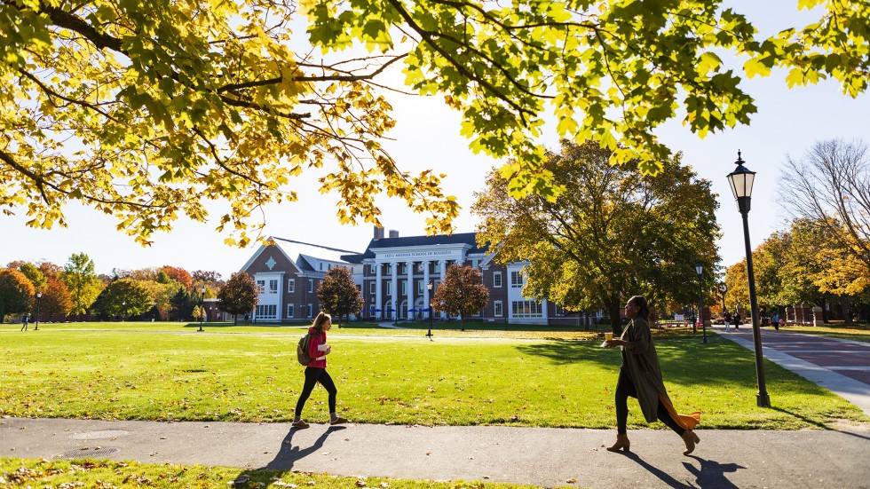 Pair Your Degree with a Master’s in Data Analytics | Stonehill College