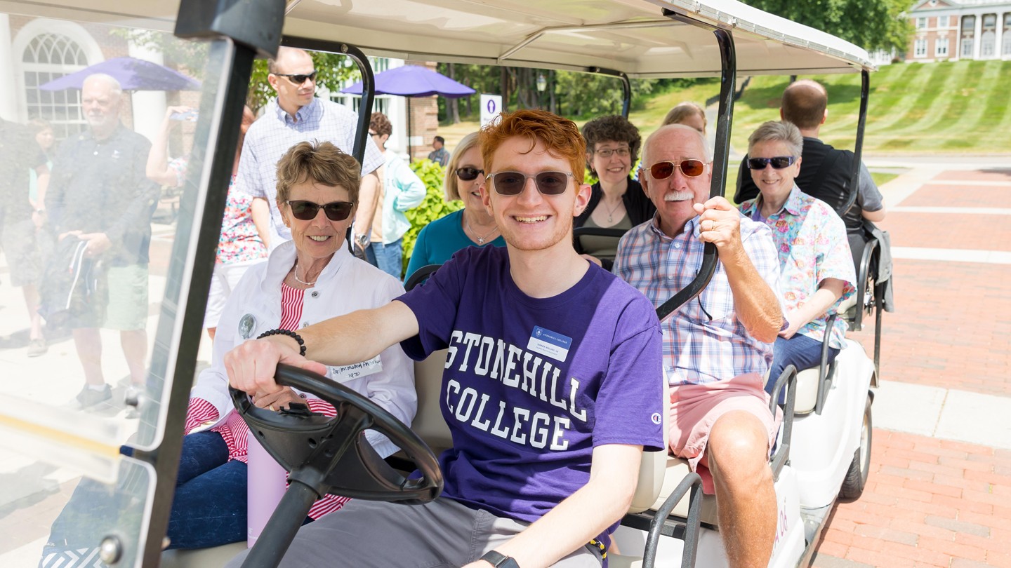 Back on Campus | Stonehill Alumni Magazine | Stonehill College