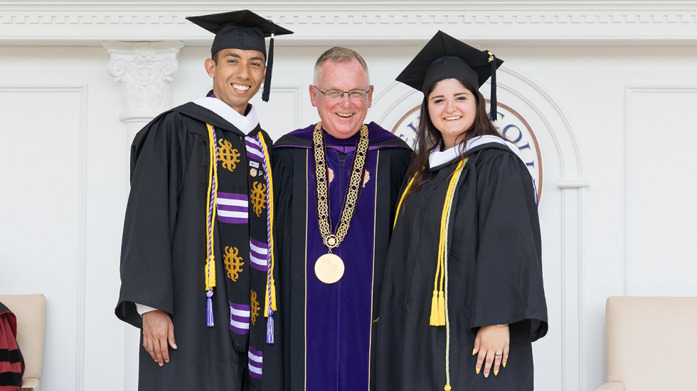 Kemuel Navarrete ’22 & Giana Gualda ’22 Present Class Gifts at ...