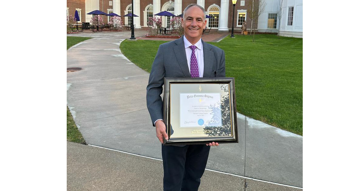 Fintech Leader Shares Insight | Stonehill College