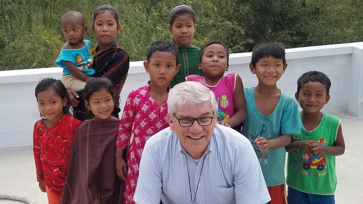 A Brother Leads the Way | Stonehill Alumni Magazine | Stonehill College