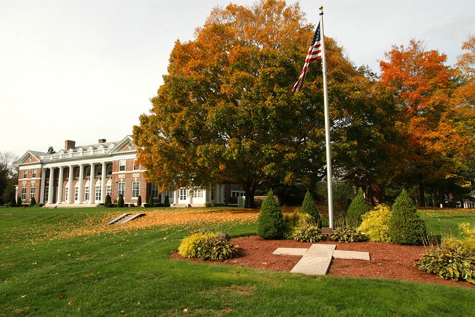 75 Years: Moments in Time | Stonehill Alumni Magazine | Stonehill College