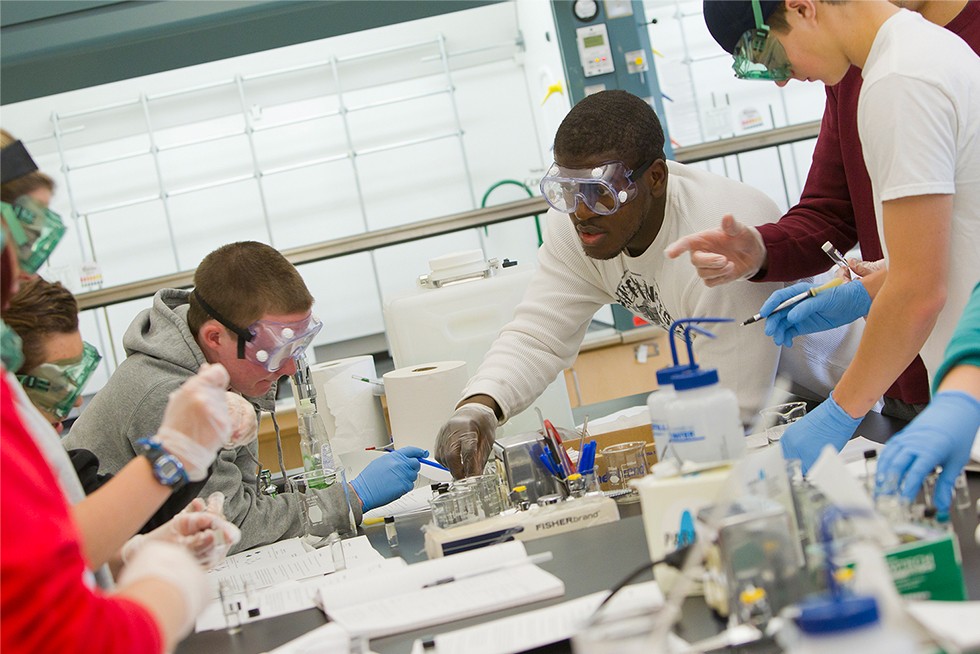 75 Years: Moments in Time | Stonehill Alumni Magazine | Stonehill College