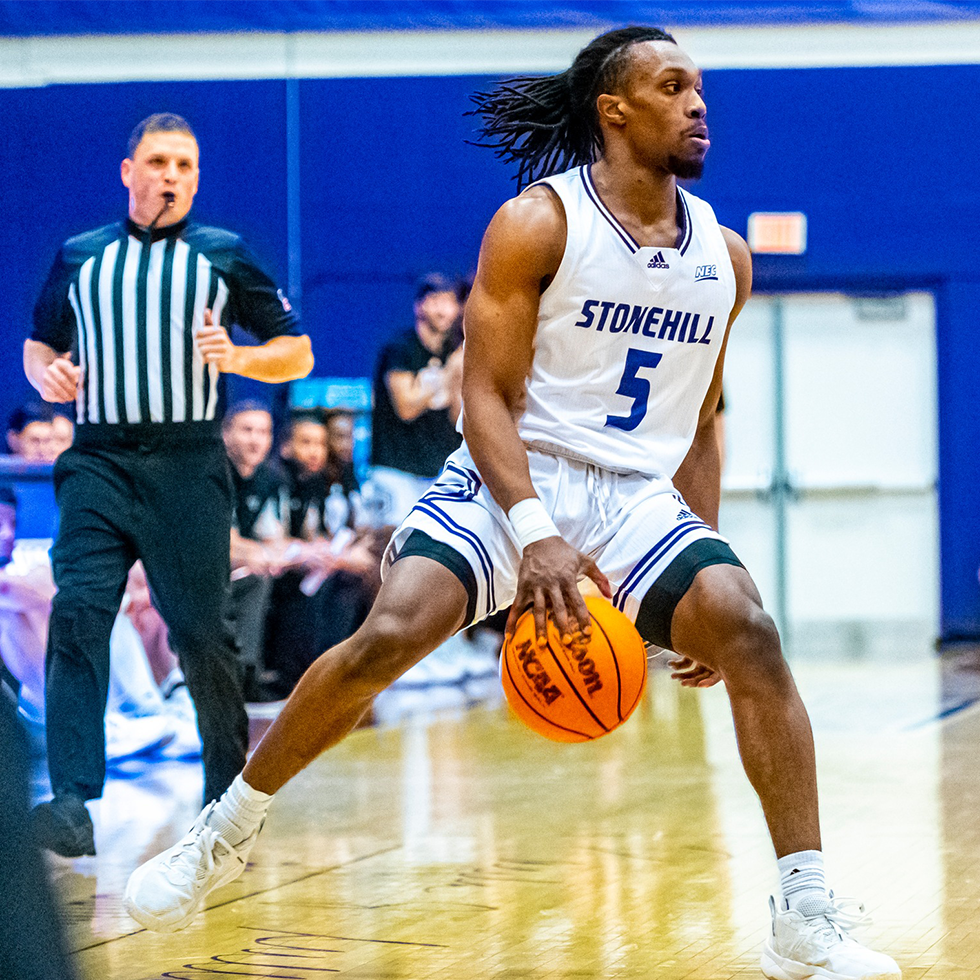 Light and Hoops | Stonehill College
